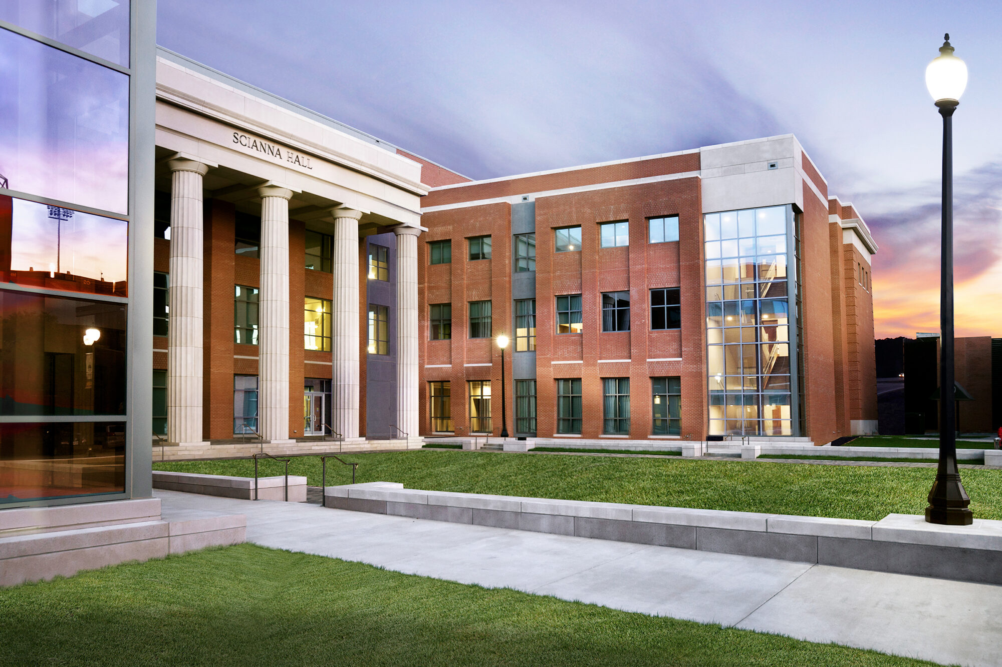 USM School of Business Scianna Hall - EGH Architects